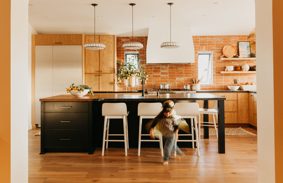 Studio – Erin + Campbell